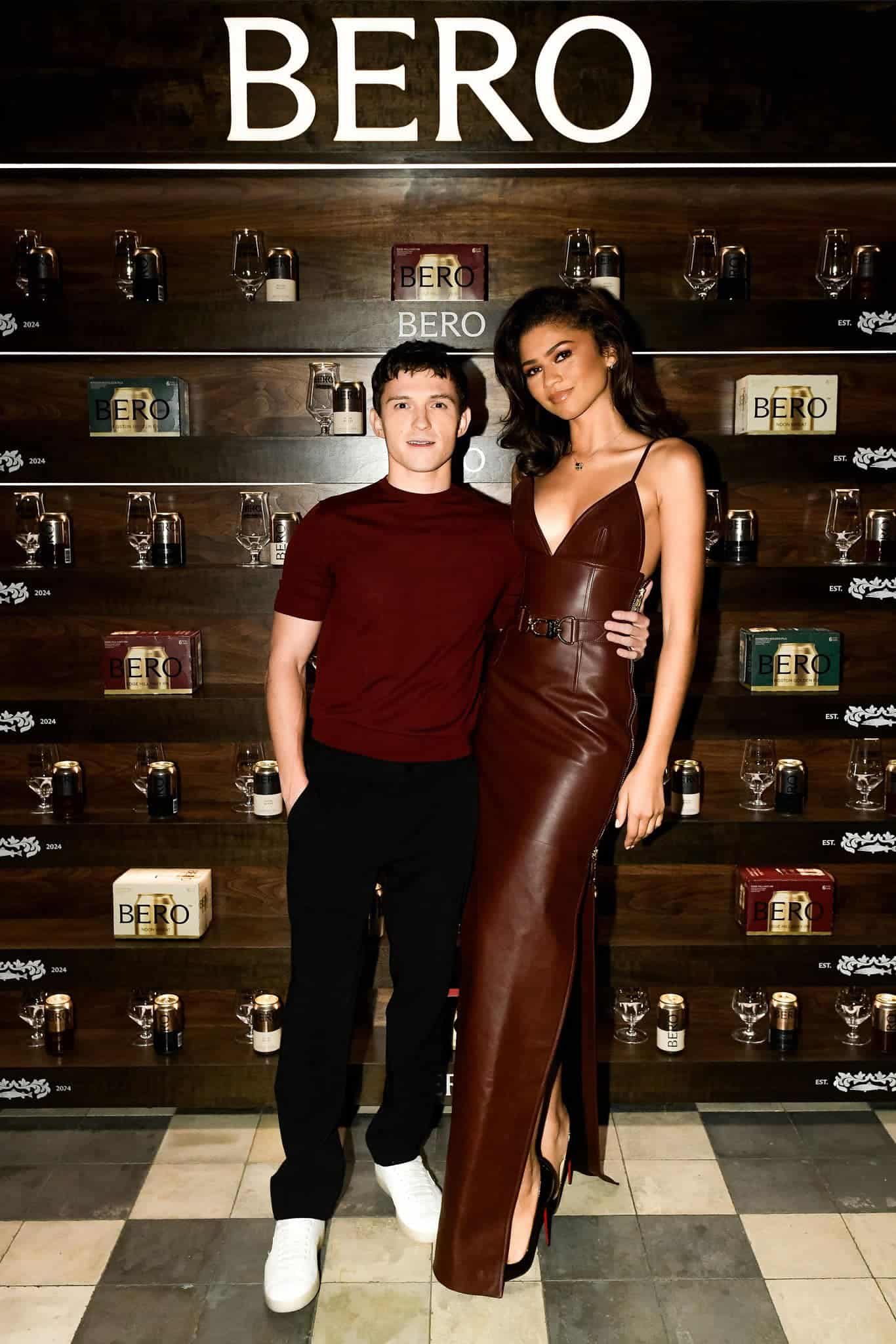 Η Ιστορία Αγάπης του Tom Holland και Zendaya στα Γυρίσματα του Spider ...
