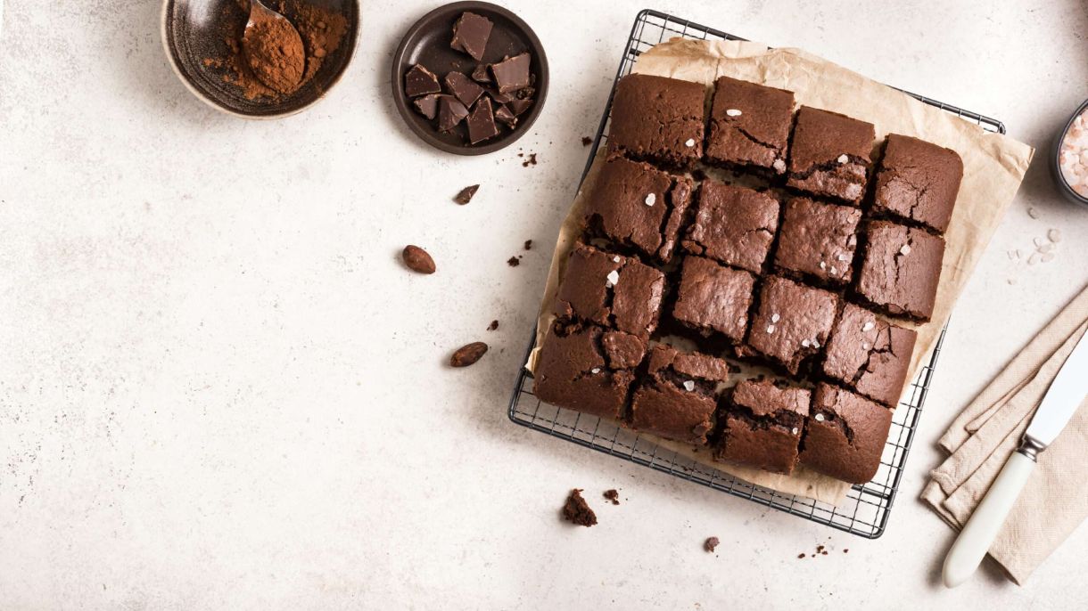 Συνταγή για Brownies μήλου χωρίς ζάχαρη - Freegossip.gr